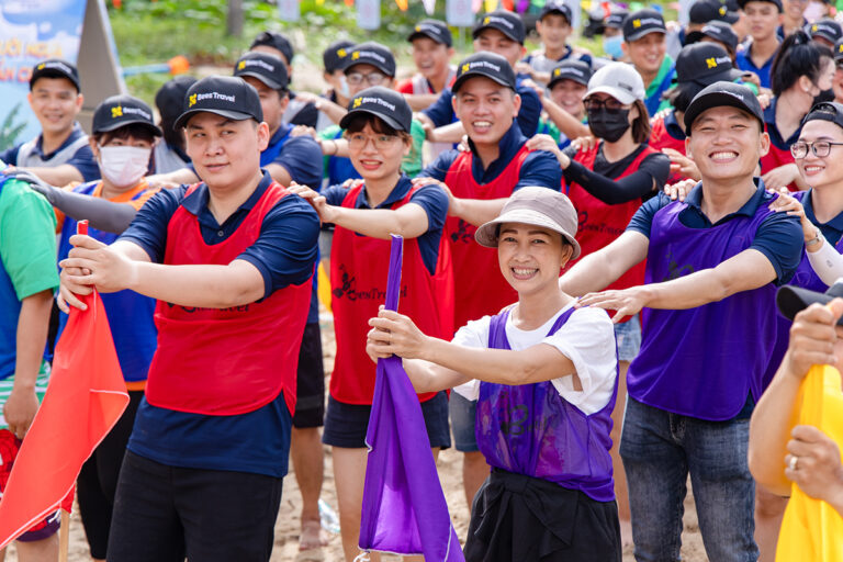 Masan - Work smart, play hard - Bees Travel